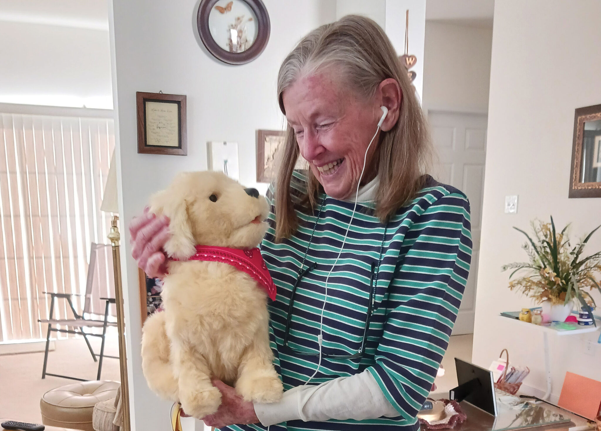 Robotic Companion Pets - Samaritan: Hospice Care in Southern New Jersey ...